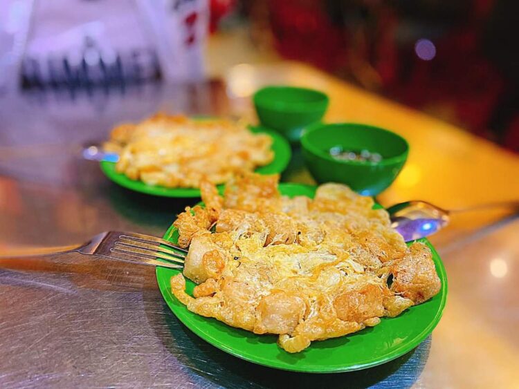 Bot Chien Dalat / Dalat Food - Vietnam Easy Riders - Rew Rew Adventures